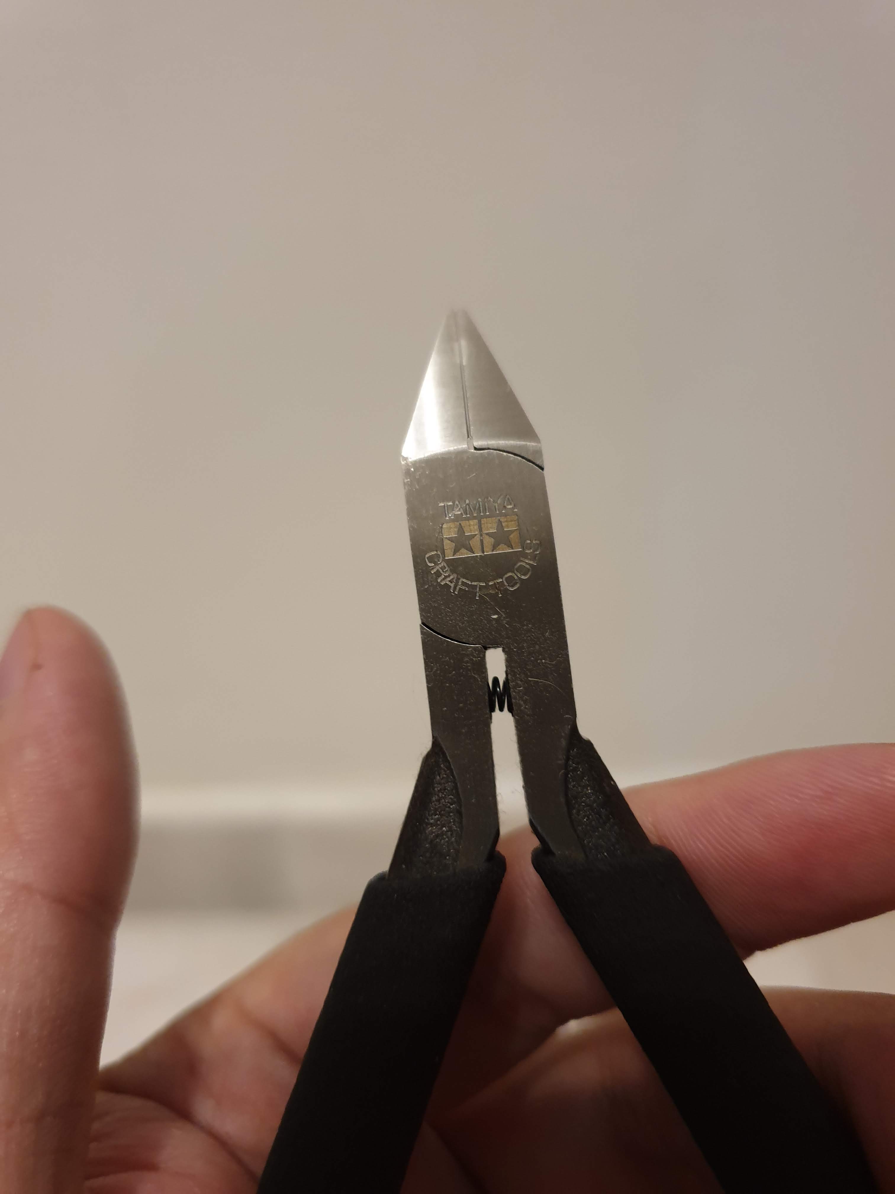 Plamo Tool Review: Tamiya Craft Tools 123 Sharp Pointed Side Cutter ...